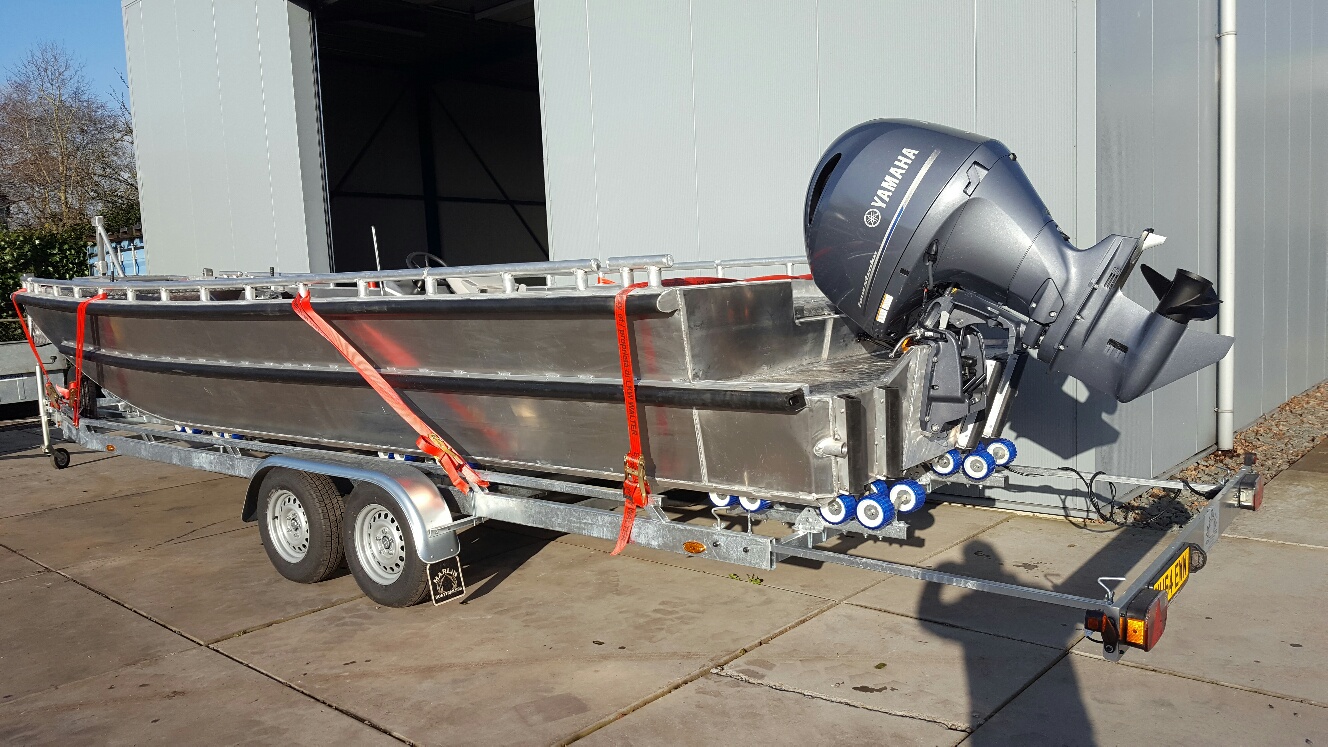 Design your own workboat | Hasekamp Trading